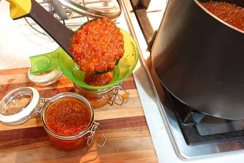 Let's make Tomato & Chilli Relish! | The Seed Collection